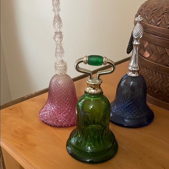 Avon | Accents | Vintage Avon Glass Bell Set | Poshmark